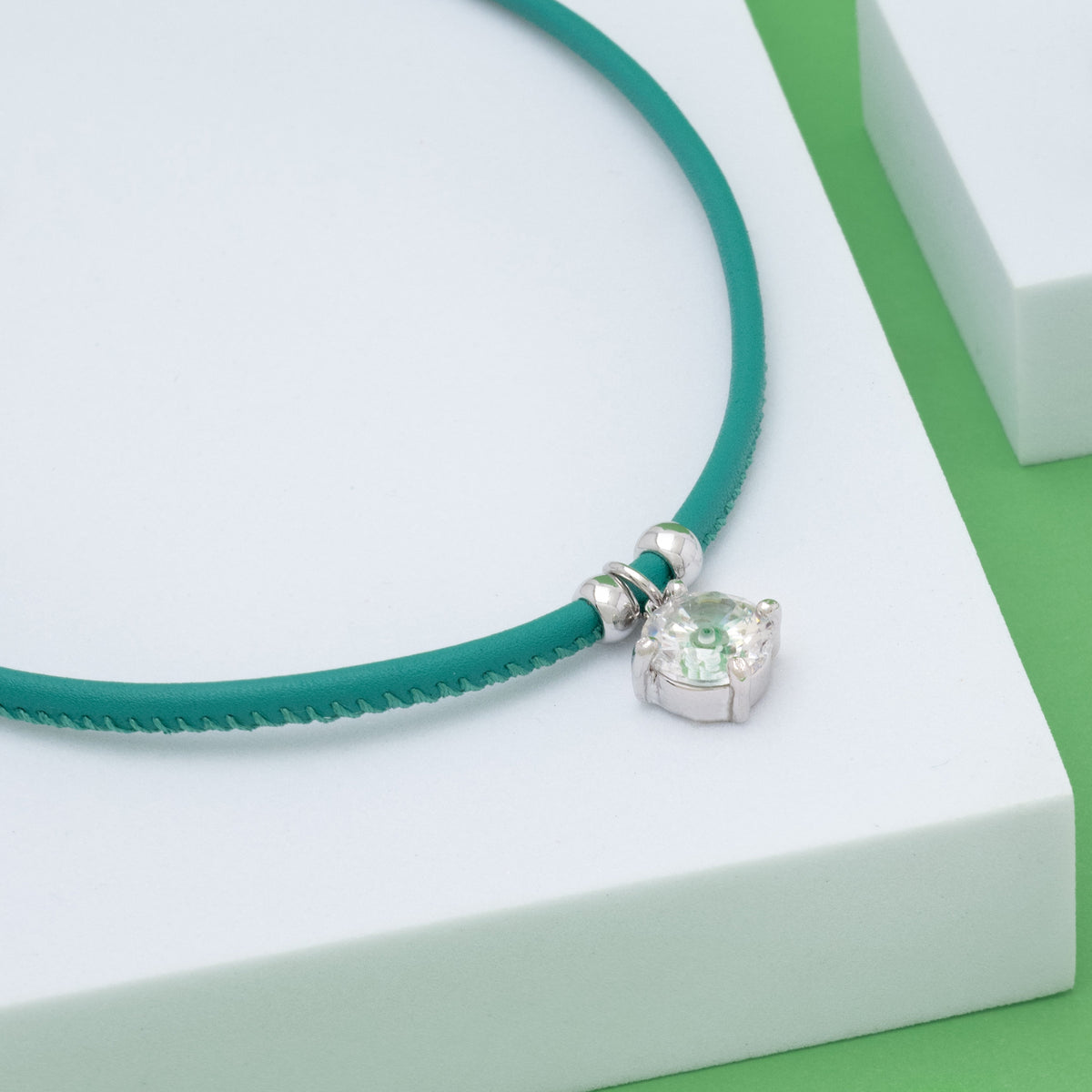 Charlotte Necklace Green Harmony – ForeverCrystals